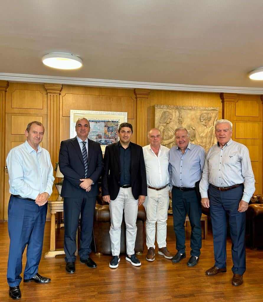 Αγροτικά τμήματα στα επιμελητήρια της χώρας