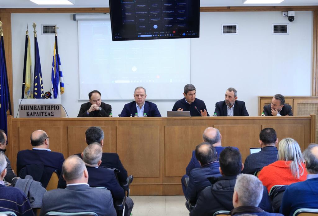 Τμήματα αγροτών στα επιμελητήρια της χώρας - Agro Tec