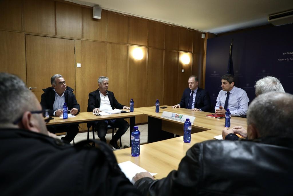 Συσκέψεις του ΥπΑΑΤ με παραγωγούς δενδροκαλλιεργειών και εκτροφείς ...